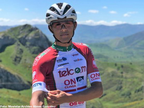 El puertorriqueño Abner González será profesional con el equipo Movistar