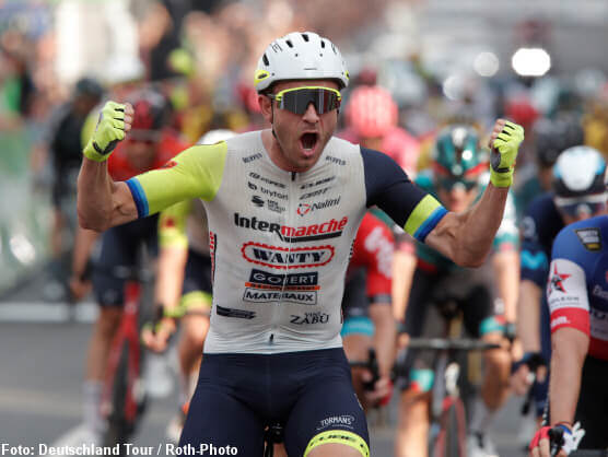 Vuelta a Alemania: Alexander Kristoff gana la segunda etapa, Alberto ...