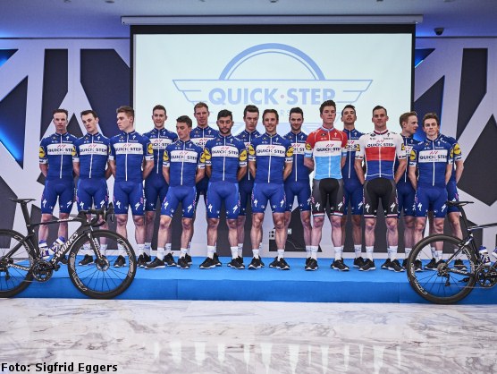 El equipo Quick-Step Floors celebra sus 20 años en el pelotón