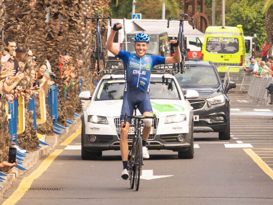 Tom Martin se exhibe en la segunda jornada de la Vuelta a Tenerife