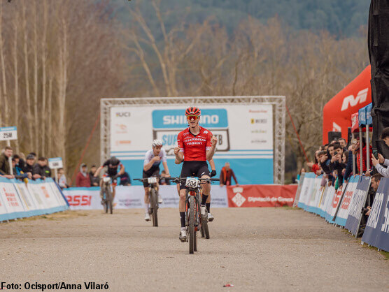 Luke Weismann se lleva la victoria Sub-23 en la Shimano Super Cup Massi ...