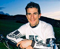 Carlos Coloma, listo para una nueva temporada, regresa a los entrenamientos