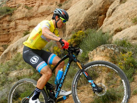 Carlos Coloma vuelve a reinar en el Superprestigio MTB Biontech de Arnedo