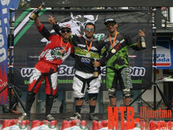 Nuevo triunfo de Moisés Navarrete en el Campeonato de Andalucía de DH