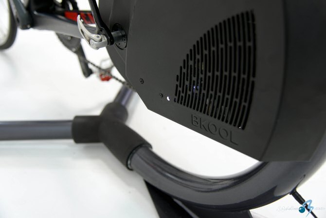 Ponemos a prueba el rodillo Bkool Smart Air