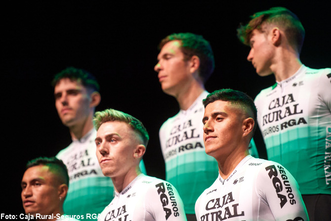 Caja Rural-Seguros RGA presenta su equipo, con 5 caras nuevas