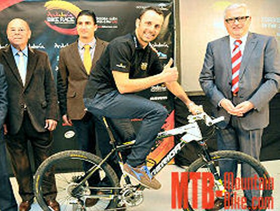 José Antonio Hermida presenta en Córdoba la Andalucía Bike Race 2012
