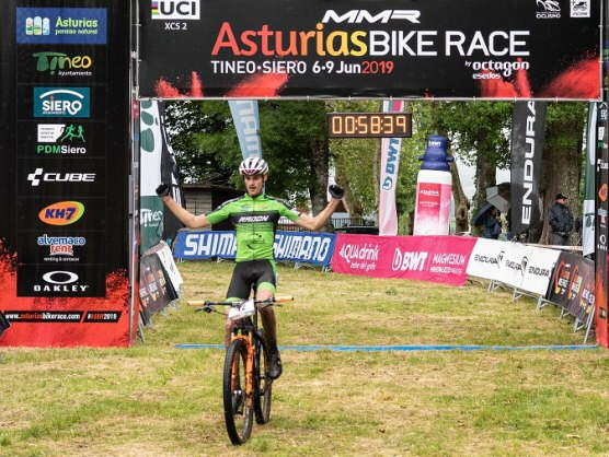Thomas Champion y Natalia Fischer ganadores de la Flash Stage de MMR ...
